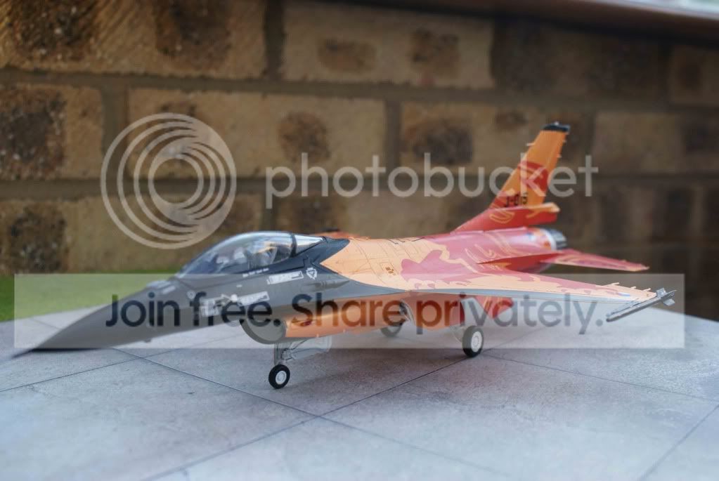 Dutch F-16 Solo Display Viper - Ready for Inspection - Aircraft ...